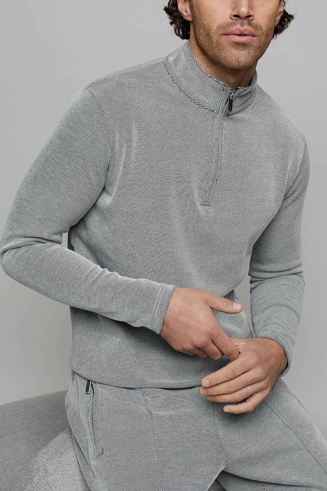 PORTLAND TEXTURED 1/2 ZIP - BLACK/WHITE